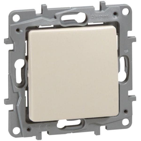 Legrand 664804 Niloé 1-Gang Intermediate Switch 10A Ivory — Gabby Electric